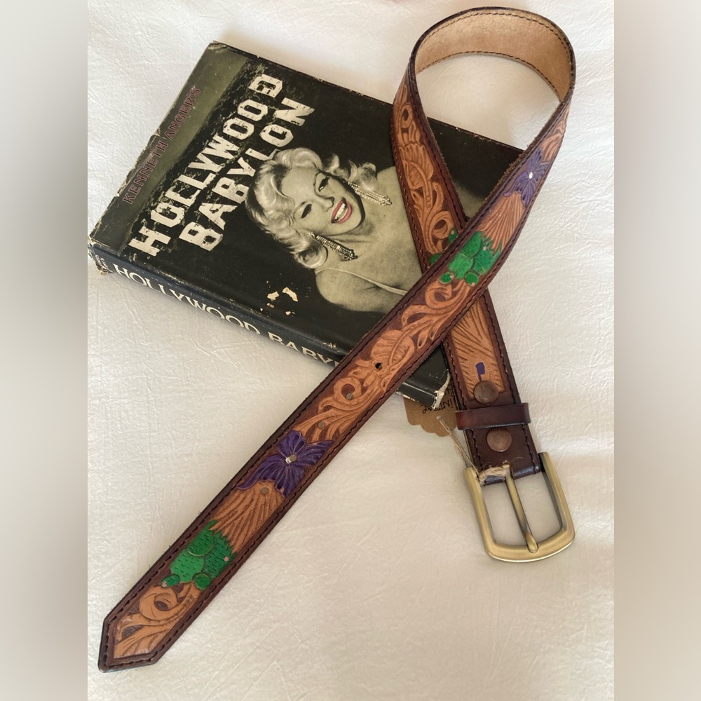 Rusty Barrel Hand Tooled Leather Belt- Unisex 32/34 - Gem